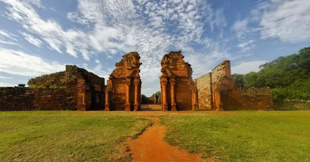 Guaraníes: Origen, historia, características y mucho mas