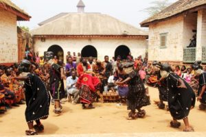 ¿Conoces a los bafut? Descubrelo aquí y mucho mas