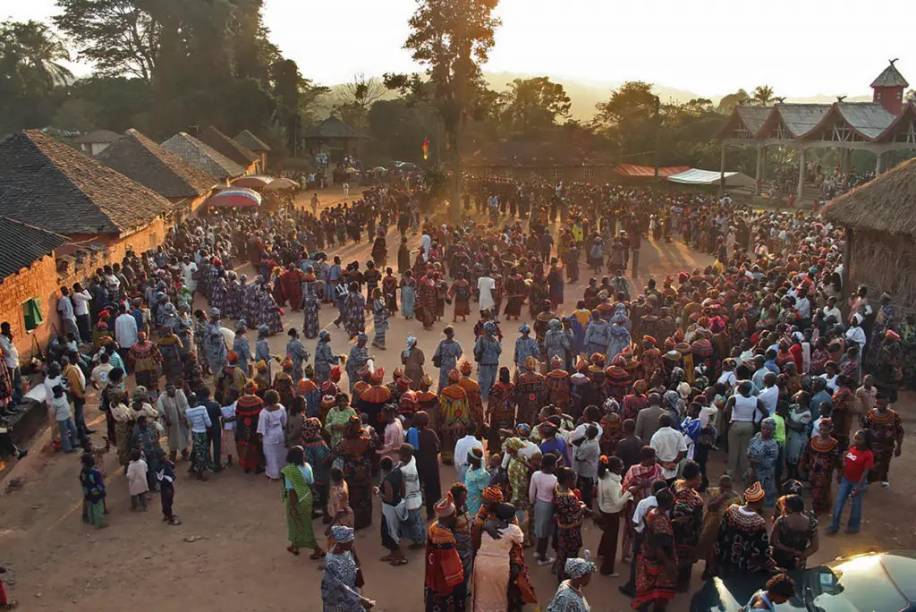 ¿Conoces a los bafut? Descubrelo aquí y mucho mas