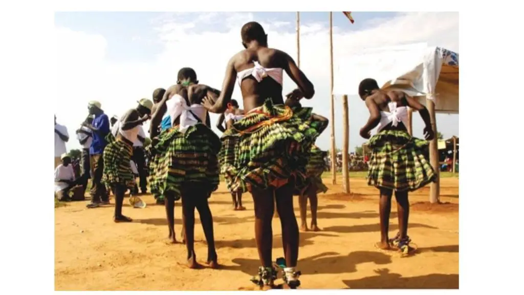 Aprende todo sobre los lugbara y mucho mas de ellos