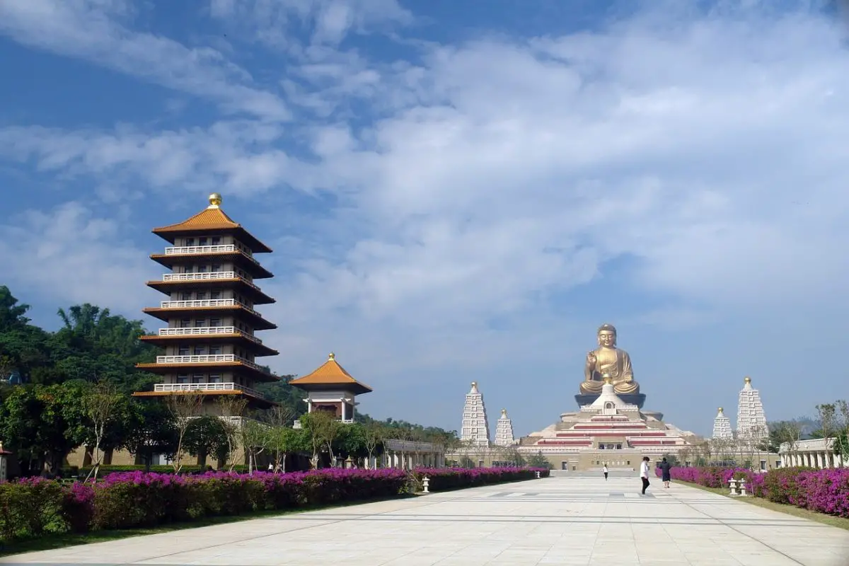 Shan aprende todo de esta cultura, historia, costumbres y mas