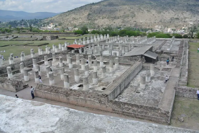 CULTURA TOLTECA, UNA CIVILIZACIÓN DE MESOAMÉRICA