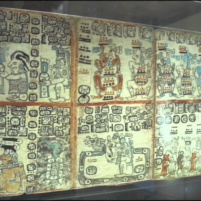 LOS CÓDICES MAYAS: TODO LO QUE TIENES QUE SABER DE ELLOS