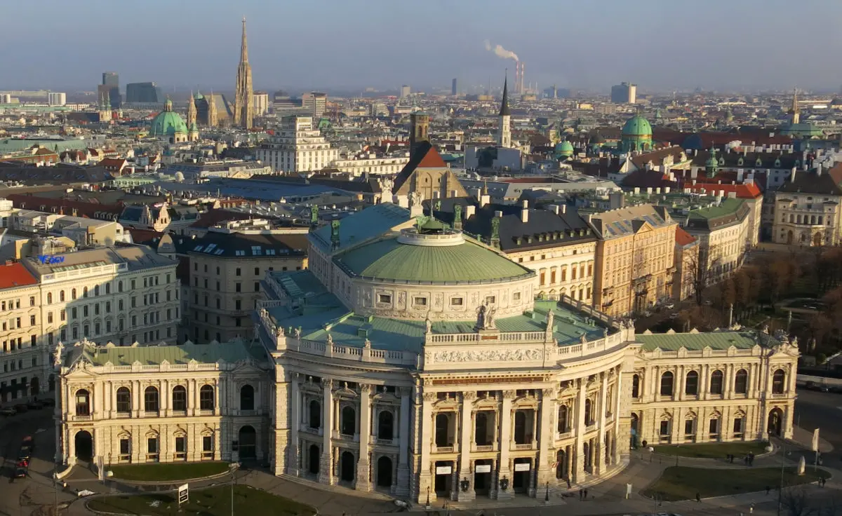 LA ÓPERA DE VIENA, UNA DE LAS MÁS IMPORTANTES COMPAÑÍAS DE ÓPERA