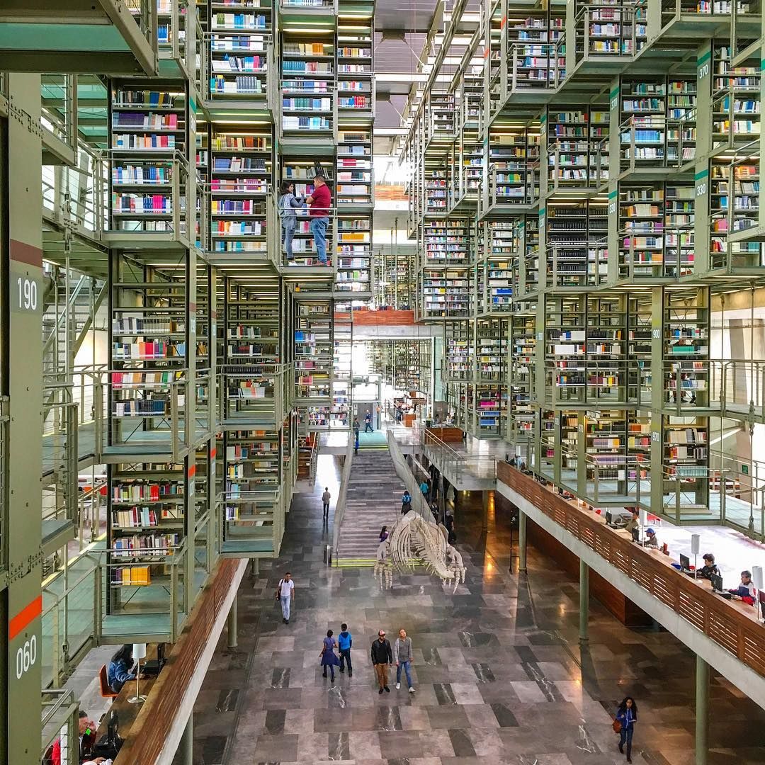BIBLIOTECA JOSÉ VASCONCELOS, EN EL CENTRO DE LA CAPITAL DE MÉXICO