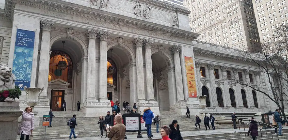 BIBLIOTECA PÚBLICA DE NEW YORK, DE LAS MÁS GRANDES DE ESTADOS UNIDOS