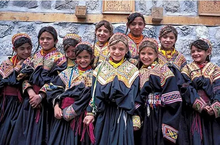 TRIBU DE LOS HUNZA: CONOCIDA COMO PUEBLO DE LA ETERNA JUVENTUD